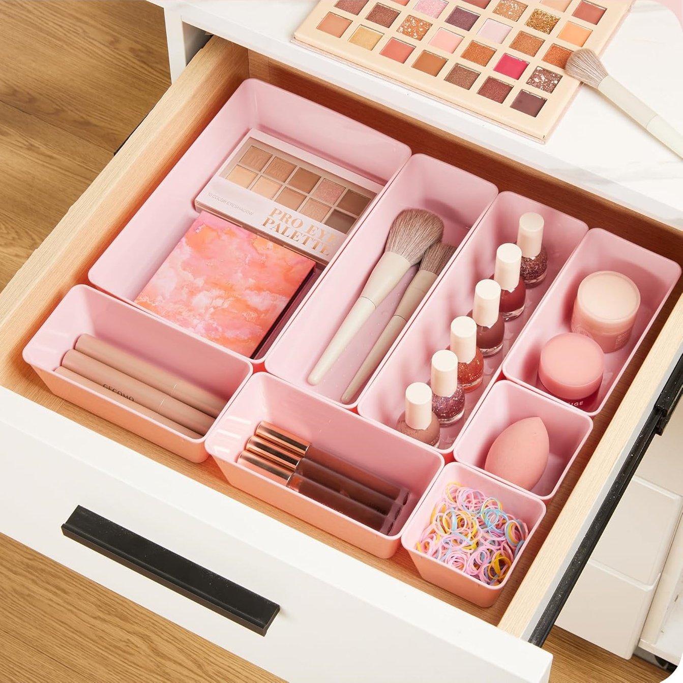 How to Make the Most of Drawer Space with Storage Solutions ...